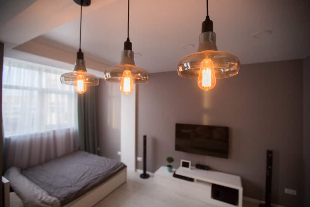Spots, lustres, luminaires : quel éclairage pour sa maison neuve